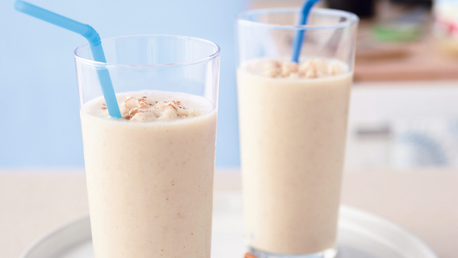 Creamy Apple Cinnamon Oat Shake – West IGA